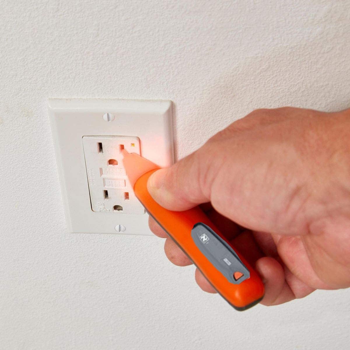 How To Test If A Circuit Breaker Will Trip? 4 Ways To Check